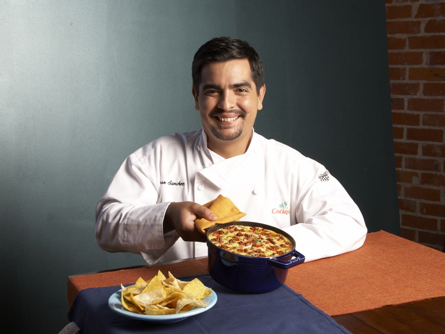 Interview: chef Aarón Sanchez (Myriad Restaurant Group)