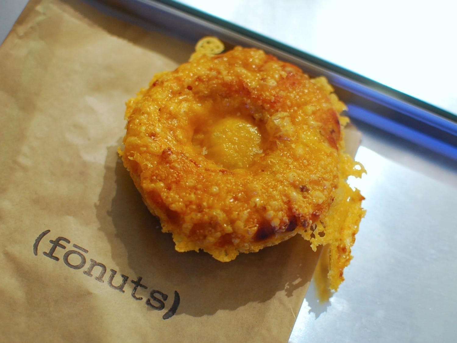 fōnuts Chorizo Cheddar fonut - Food GPS