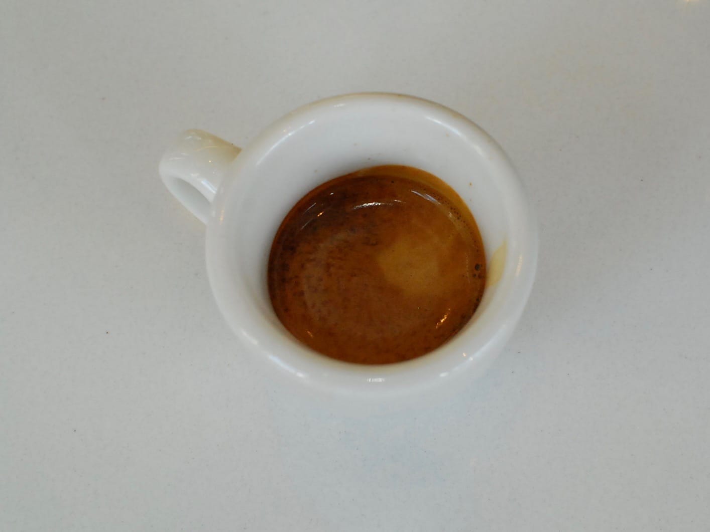 Gorilla in the Cafe: Flexing Hawaiian Coffee Muscles in Waikiki